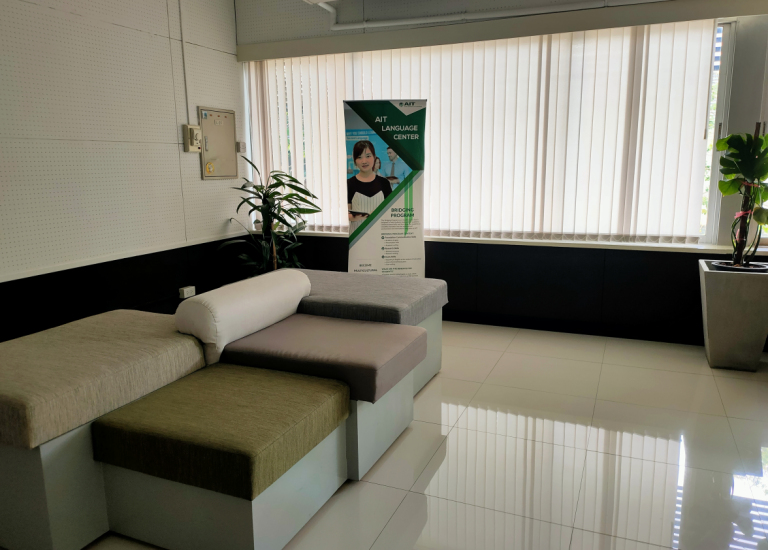 EET on AIT Campus – Language Center