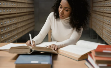 Research Courses – Language Center